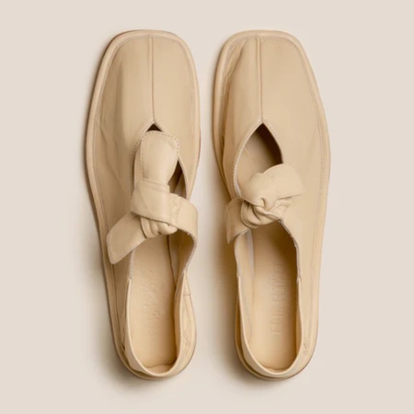 Hereu | Shoes | New Hereu Llasada Front Knot Square Toe Flats Ballet ...